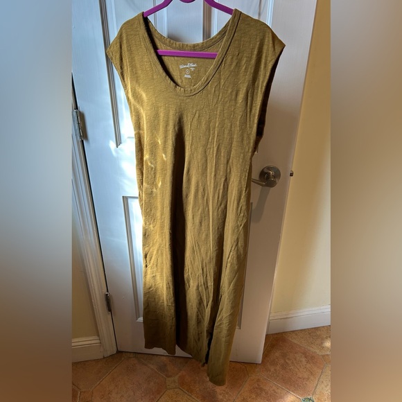 Universal Thread | Dresses | Universal Thread Mustard Maxi Dress | Poshmark